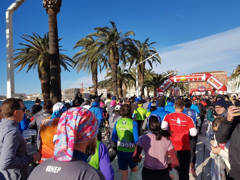 PHOTOS: 2,500 runners from 40 nations take part in Split half marathon ...