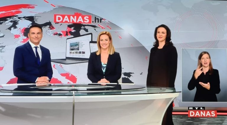 Sign language translator Dorijana Kavčić – Moja Prva Znakovnica ...